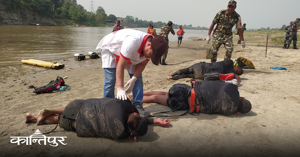 Army preparedness exercise in flood and fire control - कान्तिपुर